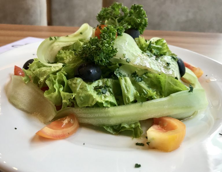 Casual Dining at Cafe Del Mar